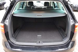 Melns Volkswagen Passat 2016 Viļņa, ar dzinēja tilpumu 1.97 L un nobraukumu 283 tūkst. km par 9500 €, foto 24 vietnē AUTOMOTO.COM.LV