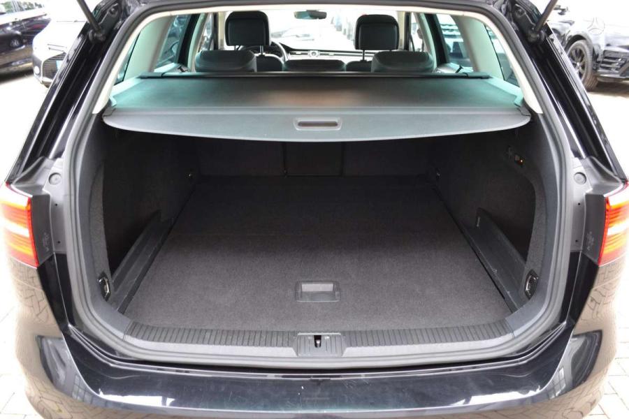 Melns Volkswagen Passat 2016 Viļņa, ar dzinēja tilpumu 1.97 L un nobraukumu 283 tūkst. km par 9500 €, foto 24 vietnē AUTOMOTO.COM.LV
