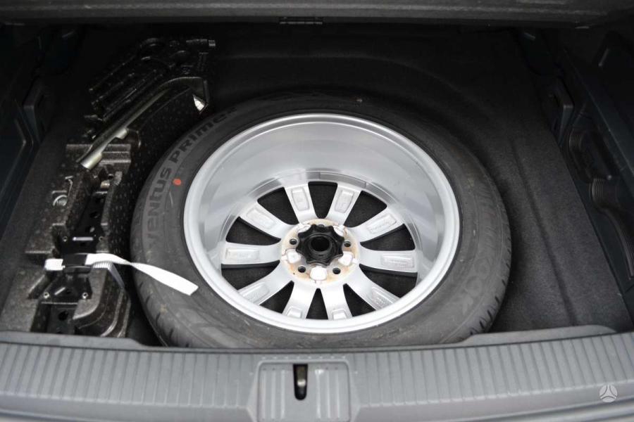 Melns Volkswagen Passat 2016 Viļņa, ar dzinēja tilpumu 1.97 L un nobraukumu 283 tūkst. km par 9500 €, foto 25 vietnē AUTOMOTO.COM.LV
