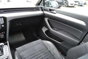Melns Volkswagen Passat 2016 Viļņa, ar dzinēja tilpumu 1.97 L un nobraukumu 283 tūkst. km par 9500 €, foto 37 vietnē AUTOMOTO.COM.LV