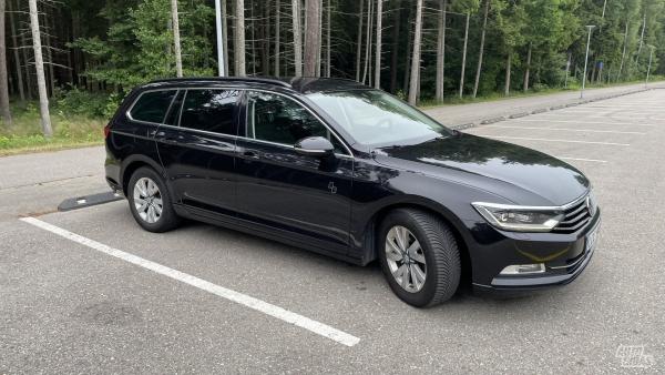 Melns Volkswagen Passat 2016 Klaipėda, ar dzinēja tilpumu 2.00 L un nobraukumu 252 tūkst. km par 8495 €, foto 2 vietnē AUTOMOTO.COM.LV