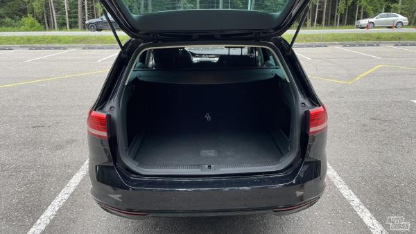 Melns Volkswagen Passat 2016 Klaipėda, ar dzinēja tilpumu 2.00 L un nobraukumu 252 tūkst. km par 8495 €, foto 4 vietnē AUTOMOTO.COM.LV