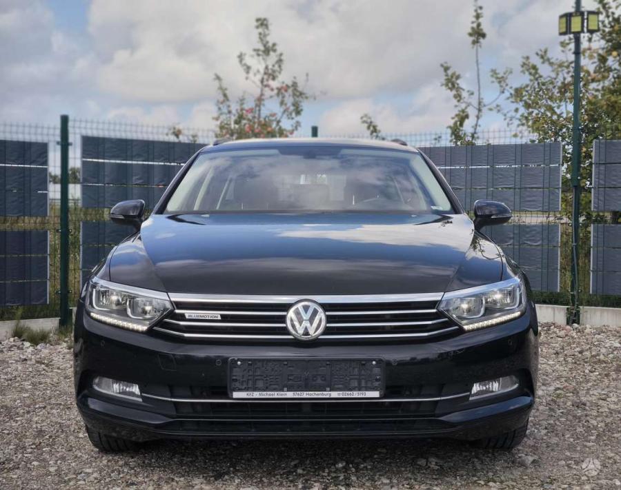 Black Volkswagen Passat 2016 in Vilkaviskis, with an engine capacity of 1.97 L and mileage of 214 thousand km for 8300 €, photo 3 on AUTOMOTO.COM.LV