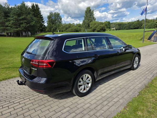 Melns Volkswagen Passat 2016 Telšiai, ar dzinēja tilpumu 1.60 L un nobraukumu 282 tūkst. km par 7650 €, foto 10 vietnē AUTOMOTO.COM.LV