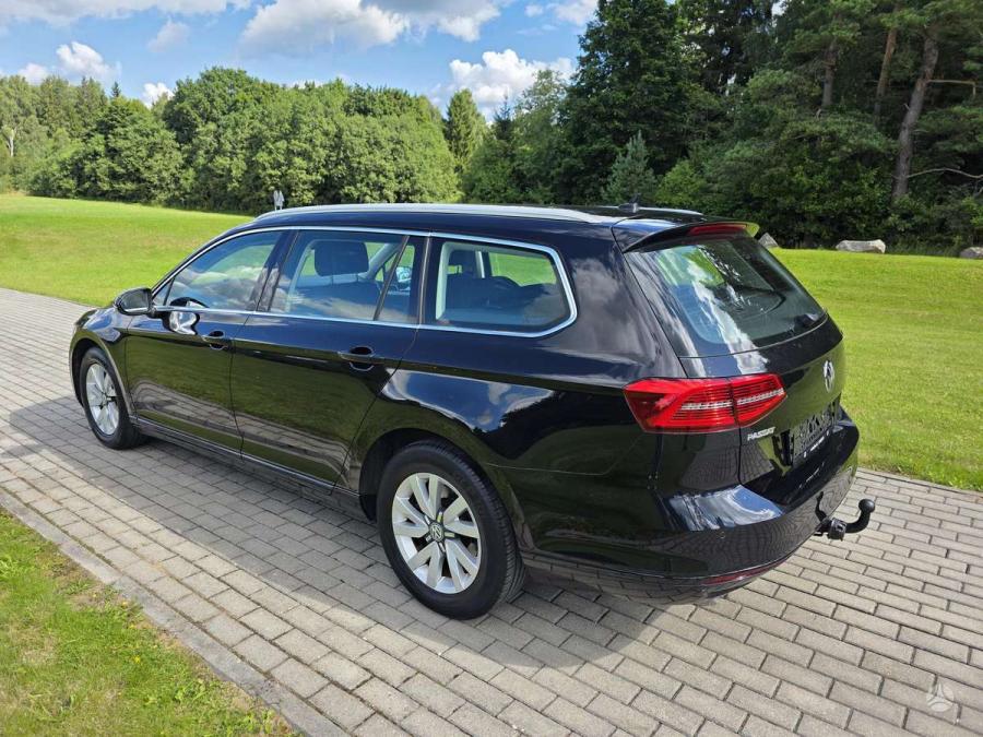 Melns Volkswagen Passat 2016 Telšiai, ar dzinēja tilpumu 1.60 L un nobraukumu 282 tūkst. km par 7650 €, foto 11 vietnē AUTOMOTO.COM.LV