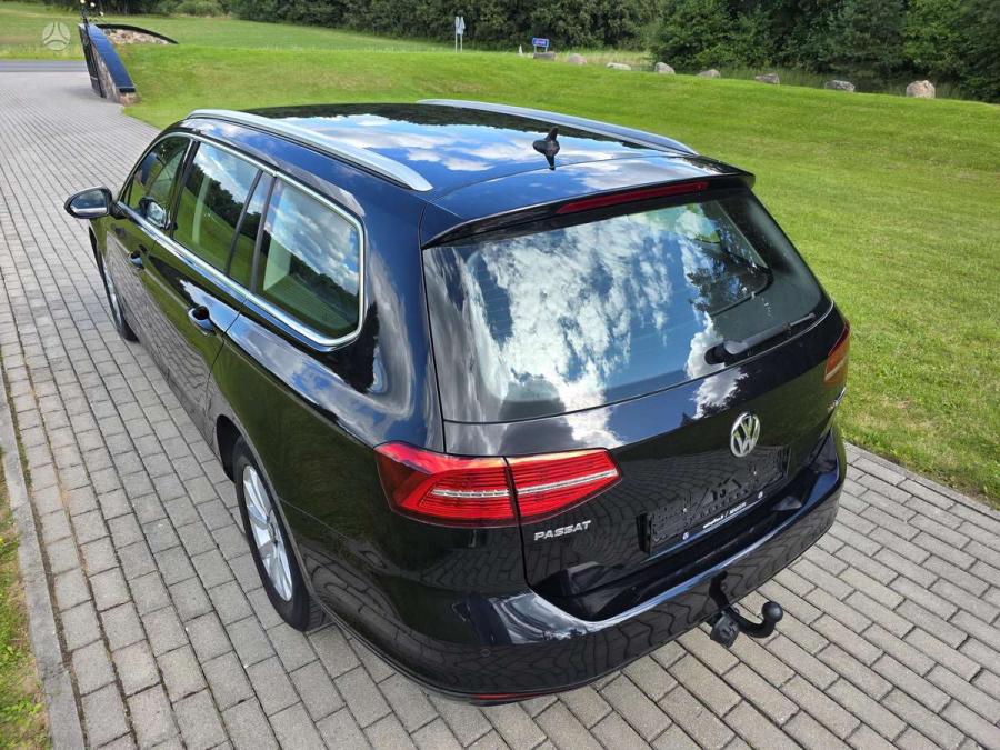 Melns Volkswagen Passat 2016 Telšiai, ar dzinēja tilpumu 1.60 L un nobraukumu 282 tūkst. km par 7650 €, foto 17 vietnē AUTOMOTO.COM.LV