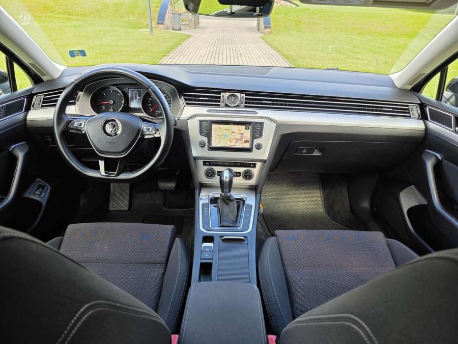 Melns Volkswagen Passat 2016 Telšiai, ar dzinēja tilpumu 1.60 L un nobraukumu 282 tūkst. km par 7650 €, foto 27 vietnē AUTOMOTO.COM.LV