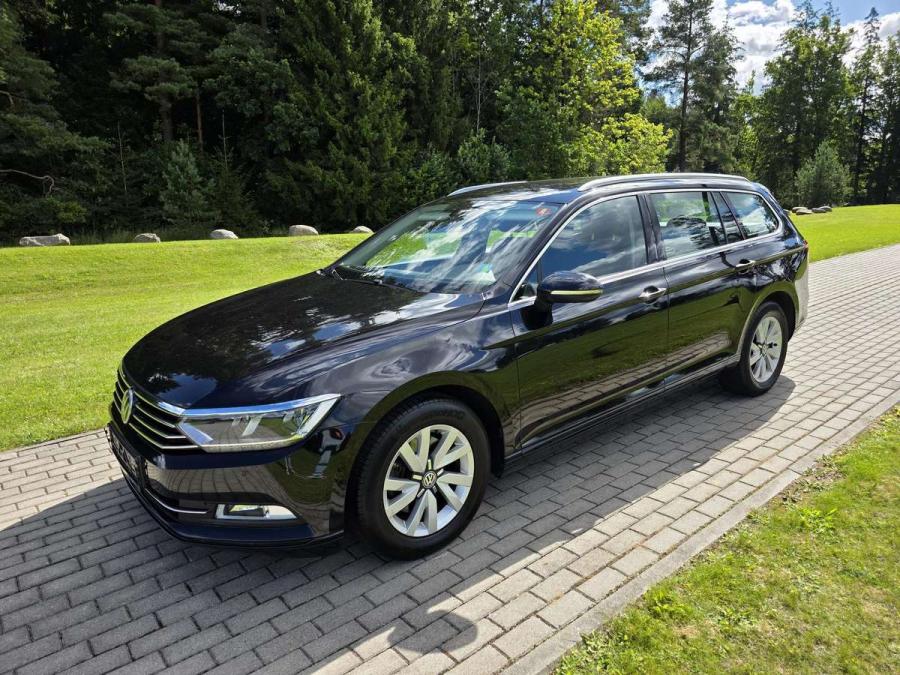 Melns Volkswagen Passat 2016 Telšiai, ar dzinēja tilpumu 1.60 L un nobraukumu 282 tūkst. km par 7650 €, foto 43 vietnē AUTOMOTO.COM.LV