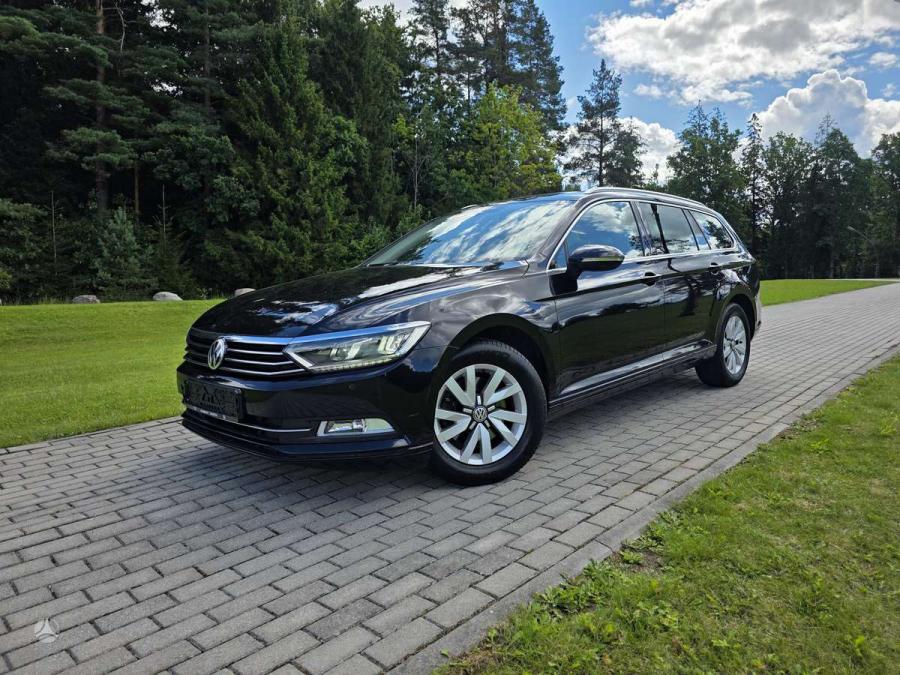 Melns Volkswagen Passat 2016 Telšiai, ar dzinēja tilpumu 1.60 L un nobraukumu 282 tūkst. km par 7650 €, foto 45 vietnē AUTOMOTO.COM.LV