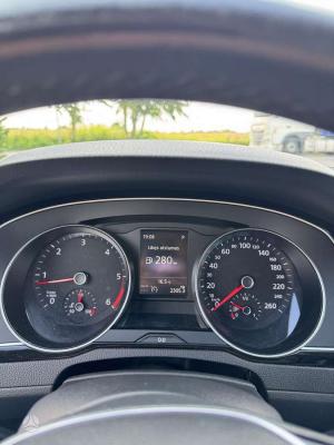 Melns Volkswagen Passat 2016 Klaipėda, ar dzinēja tilpumu 1.97 L un nobraukumu 376 tūkst. km par 6800 €, foto 13 vietnē AUTOMOTO.COM.LV