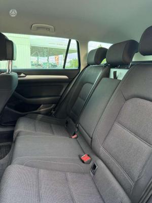 Melns Volkswagen Passat 2016 Klaipėda, ar dzinēja tilpumu 1.97 L un nobraukumu 376 tūkst. km par 6800 €, foto 16 vietnē AUTOMOTO.COM.LV