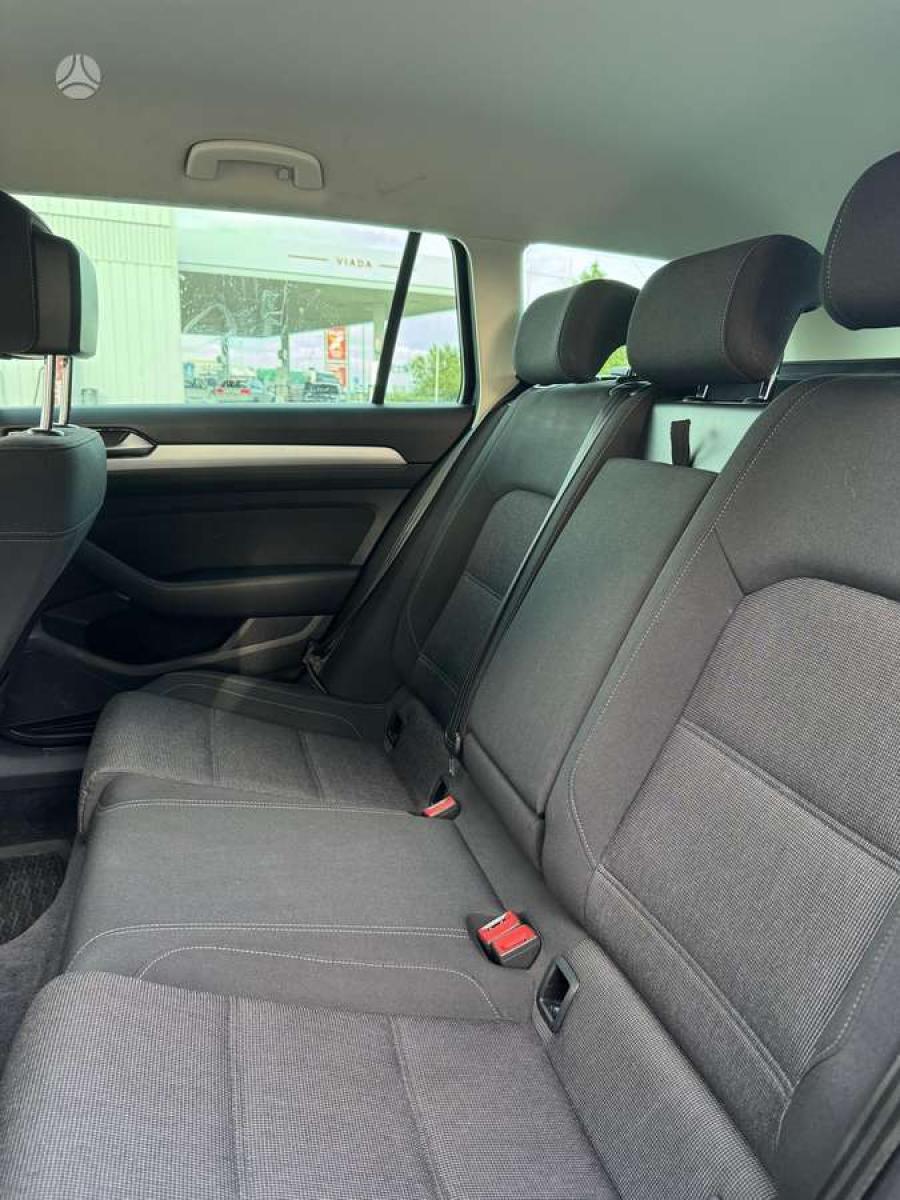 Melns Volkswagen Passat 2016 Klaipėda, ar dzinēja tilpumu 1.97 L un nobraukumu 376 tūkst. km par 6800 €, foto 16 vietnē AUTOMOTO.COM.LV