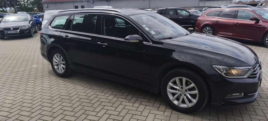 Black Volkswagen Passat 2016 in Taurage, with an engine capacity of 1.60 L and mileage of 290 thousand km for 7200 €, photo 1 on AUTOMOTO.COM.LV