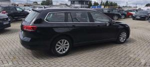 Black Volkswagen Passat 2016 in Taurage, with an engine capacity of 1.60 L and mileage of 290 thousand km for 7200 €, photo 5 on AUTOMOTO.COM.LV