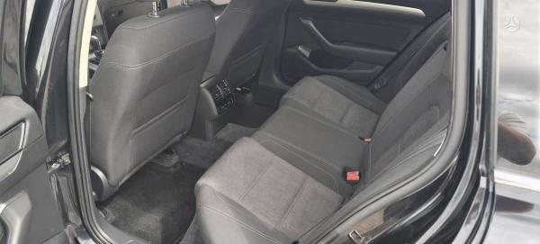 Black Volkswagen Passat 2016 in Taurage, with an engine capacity of 1.60 L and mileage of 290 thousand km for 7200 €, photo 11 on AUTOMOTO.COM.LV