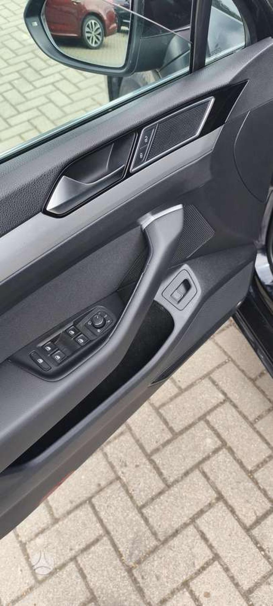 Black Volkswagen Passat 2016 in Taurage, with an engine capacity of 1.60 L and mileage of 290 thousand km for 7200 €, photo 15 on AUTOMOTO.COM.LV