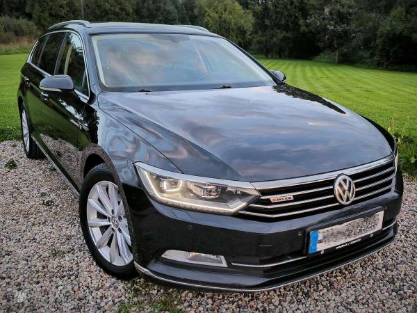 Volkswagen Passat 2016 in Trakai on AUTOMOTO.COM.LV Black Volkswagen Passat 2016 in Trakai, with an engine capacity of 1.97 L and mileage of 297 thousand km for 7690 €, photo 10 on AUTOMOTO.COM.LV