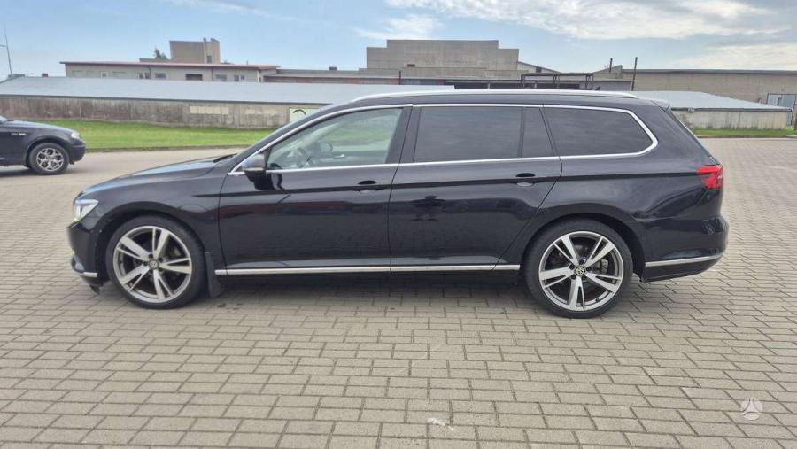Melns Volkswagen Passat 2016 Tauragė, ar dzinēja tilpumu 1.97 L un nobraukumu 319 tūkst. km par 6490 €, foto 3 vietnē AUTOMOTO.COM.LV