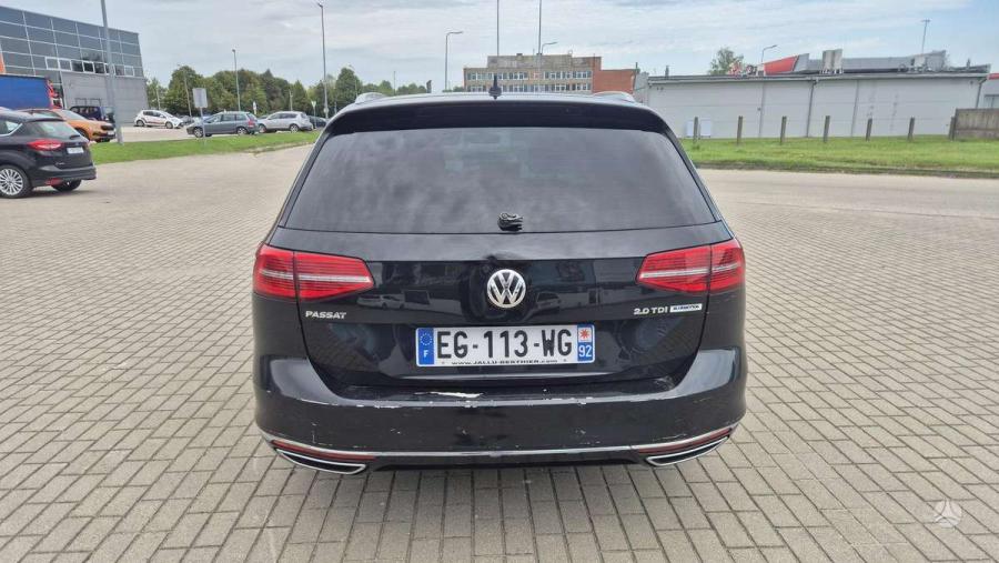 Melns Volkswagen Passat 2016 Tauragė, ar dzinēja tilpumu 1.97 L un nobraukumu 319 tūkst. km par 6490 €, foto 8 vietnē AUTOMOTO.COM.LV