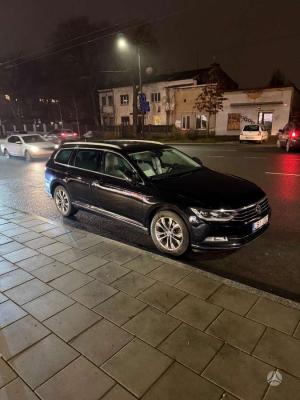 Black Volkswagen Passat 2017 in Vilnius, with an engine capacity of 1.97 L and mileage of 279 thousand km for 11200 €, photo  on AUTOMOTO.COM.LV