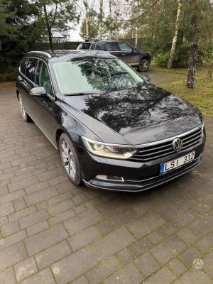 Black Volkswagen Passat 2017 in Vilnius, with an engine capacity of 1.97 L and mileage of 279 thousand km for 11200 €, photo 11 on AUTOMOTO.COM.LV