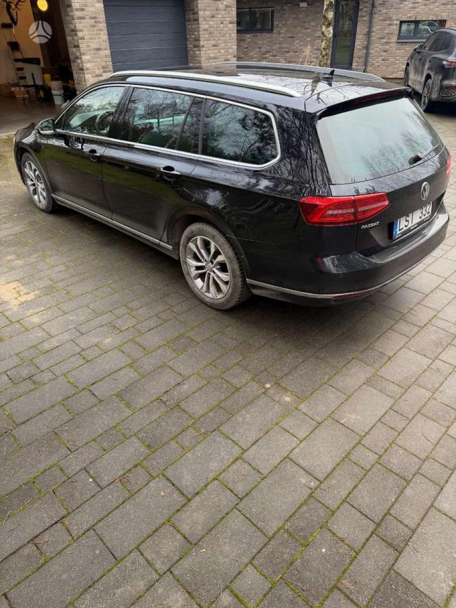 Black Volkswagen Passat 2017 in Vilnius, with an engine capacity of 1.97 L and mileage of 279 thousand km for 11200 €, photo 14 on AUTOMOTO.COM.LV