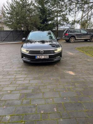Black Volkswagen Passat 2017 in Vilnius, with an engine capacity of 1.97 L and mileage of 279 thousand km for 11200 €, photo 16 on AUTOMOTO.COM.LV