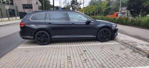 Black Volkswagen Passat 2017 in Vilnius, with an engine capacity of 1.60 L and mileage of 448 thousand km for 7600 €, photo 6 on AUTOMOTO.COM.LV