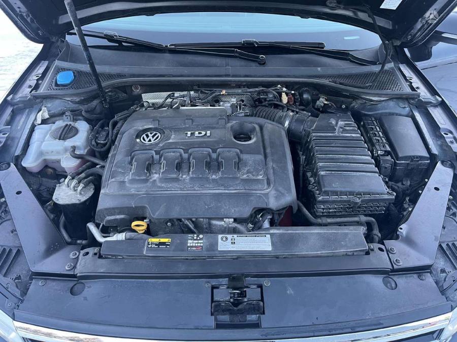 Black Volkswagen Passat 2017 in Pasvalys, with an engine capacity of 1.97 L and mileage of 280 thousand km for 11800 €, photo 13 on AUTOMOTO.COM.LV