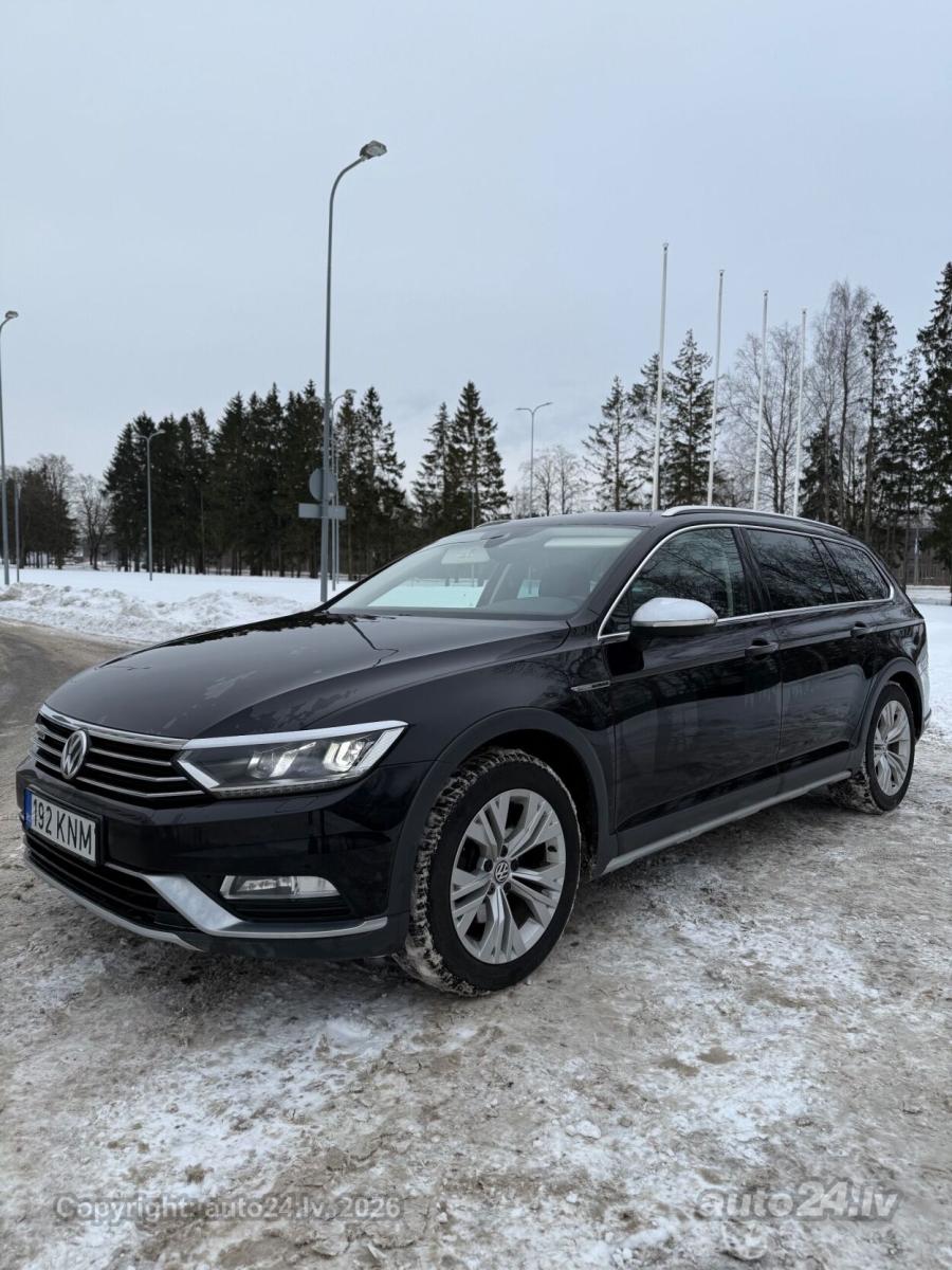 Black Volkswagen Passat 2017 in Tallinn, with an engine capacity of 2.00 L and mileage of 240 thousand km for 13900 €, photo 2 on AUTOMOTO.COM.LV