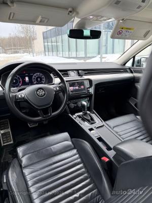 Black Volkswagen Passat 2017 in Tallinn, with an engine capacity of 2.00 L and mileage of 240 thousand km for 13900 €, photo 8 on AUTOMOTO.COM.LV
