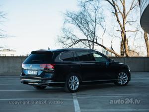 Black Volkswagen Passat 2017 in Tallinn, with an engine capacity of 1.40 L and mileage of 136 thousand km for 16500 €, photo 5 on AUTOMOTO.COM.LV