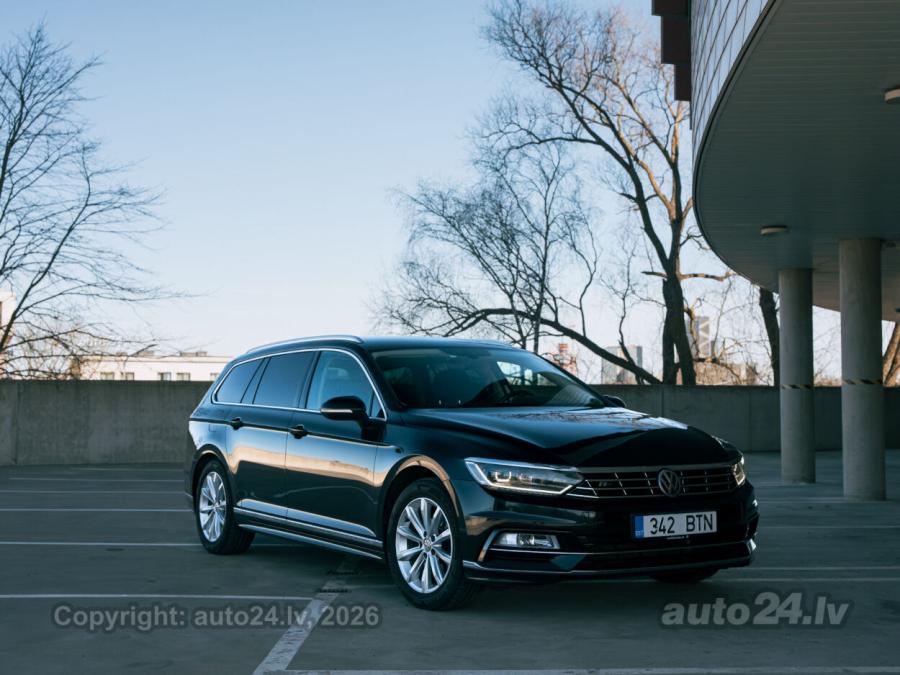 Black Volkswagen Passat 2017 in Tallinn, with an engine capacity of 1.40 L and mileage of 136 thousand km for 16500 €, photo 7 on AUTOMOTO.COM.LV