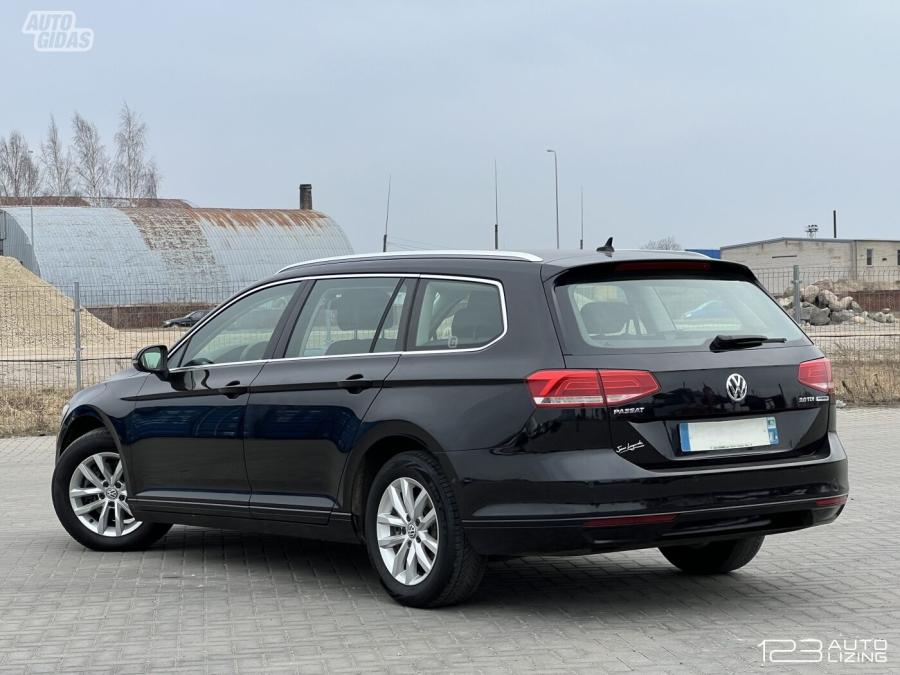 Black Volkswagen Passat 2017 in Taurage, with an engine capacity of 2.00 L and mileage of 247 thousand km for 8300 €, photo 7 on AUTOMOTO.COM.LV