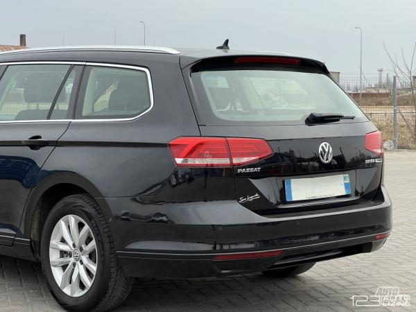 Black Volkswagen Passat 2017 in Taurage, with an engine capacity of 2.00 L and mileage of 247 thousand km for 8300 €, photo 8 on AUTOMOTO.COM.LV