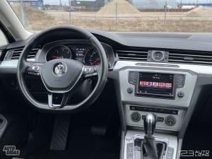Black Volkswagen Passat 2017 in Taurage, with an engine capacity of 2.00 L and mileage of 247 thousand km for 8300 €, photo 15 on AUTOMOTO.COM.LV