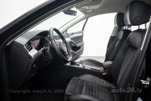 Black Volkswagen Passat 2017 in Tallinn, with an engine capacity of 1.40 L and mileage of 199 thousand km for 11999 €, photo 9 on AUTOMOTO.COM.LV