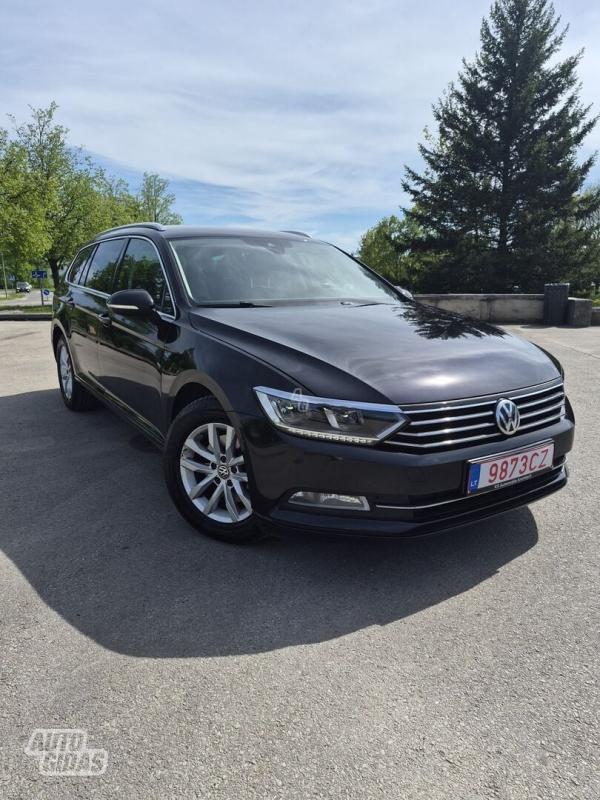 Black Volkswagen Passat 2017 in Alytus, with an engine capacity of 2.00 L and mileage of 210 thousand km for 12499 €, photo 1 on AUTOMOTO.COM.LV