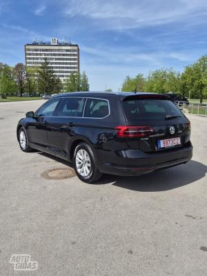 Black Volkswagen Passat 2017 in Alytus, with an engine capacity of 2.00 L and mileage of 210 thousand km for 12499 €, photo 6 on AUTOMOTO.COM.LV
