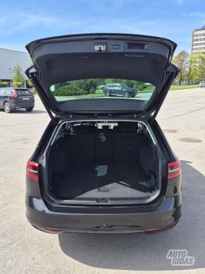 Black Volkswagen Passat 2017 in Alytus, with an engine capacity of 2.00 L and mileage of 210 thousand km for 12499 €, photo 9 on AUTOMOTO.COM.LV