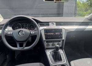 Black Volkswagen Passat 2017 in Kaunas, with an engine capacity of 1.40 L and mileage of 270 thousand km for 6700 €, photo 6 on AUTOMOTO.COM.LV