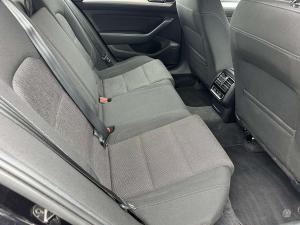 Black Volkswagen Passat 2017 in Kaunas, with an engine capacity of 1.97 L and mileage of 346 thousand km for 8600 €, photo 13 on AUTOMOTO.COM.LV