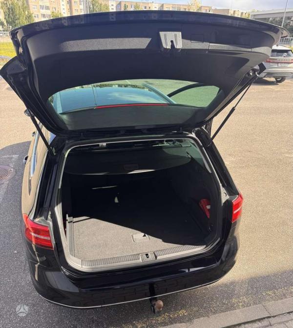 Melns Volkswagen Passat 2017 Viļņa, ar dzinēja tilpumu 1.97 L un nobraukumu 285 tūkst. km par 9000 €, foto 8 vietnē AUTOMOTO.COM.LV