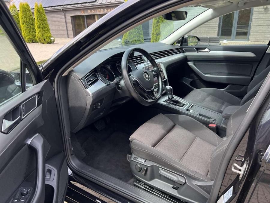 Melns Volkswagen Passat 2017 Kėdainiai, ar dzinēja tilpumu 1.97 L un nobraukumu 274 tūkst. km par 9500 €, foto 17 vietnē AUTOMOTO.COM.LV