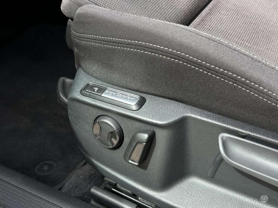 Melns Volkswagen Passat 2017 Kėdainiai, ar dzinēja tilpumu 1.97 L un nobraukumu 274 tūkst. km par 9500 €, foto 18 vietnē AUTOMOTO.COM.LV