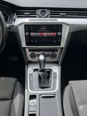 Melns Volkswagen Passat 2017 Kėdainiai, ar dzinēja tilpumu 1.97 L un nobraukumu 274 tūkst. km par 9500 €, foto 27 vietnē AUTOMOTO.COM.LV