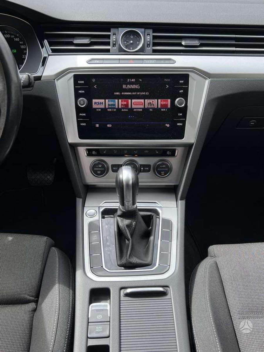 Melns Volkswagen Passat 2017 Kėdainiai, ar dzinēja tilpumu 1.97 L un nobraukumu 274 tūkst. km par 9500 €, foto 27 vietnē AUTOMOTO.COM.LV