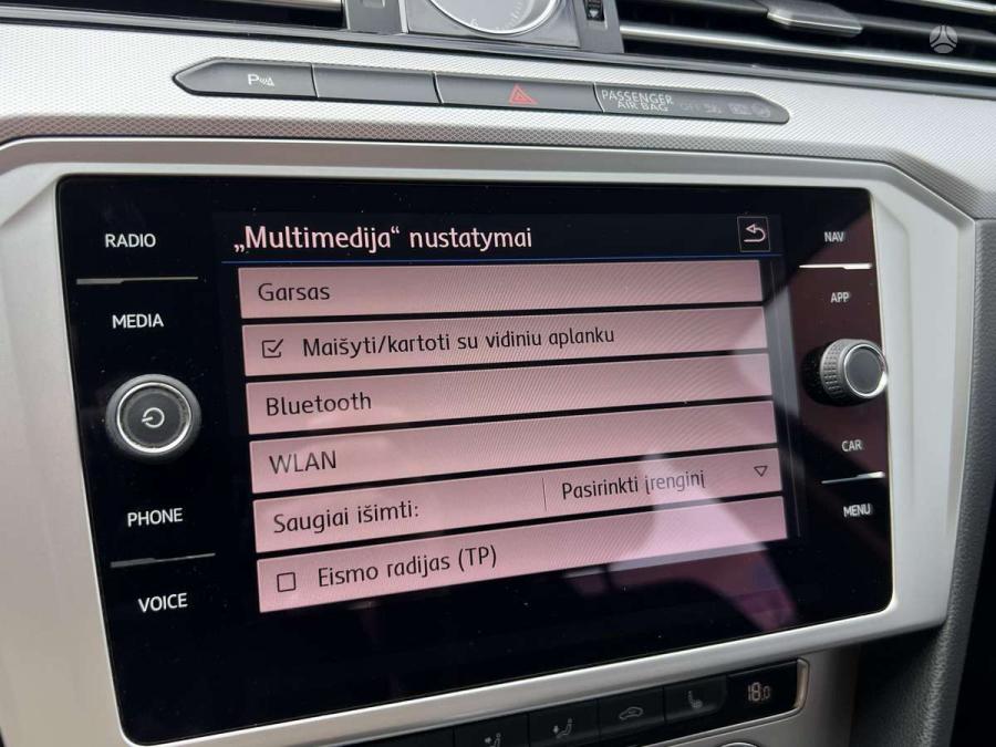 Melns Volkswagen Passat 2017 Kėdainiai, ar dzinēja tilpumu 1.97 L un nobraukumu 274 tūkst. km par 9500 €, foto 30 vietnē AUTOMOTO.COM.LV
