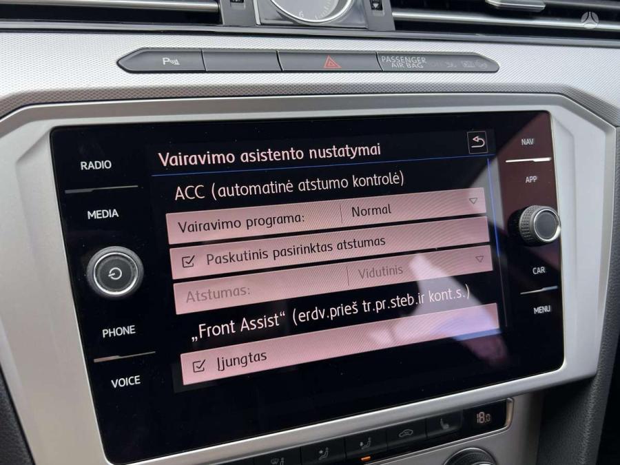 Melns Volkswagen Passat 2017 Kėdainiai, ar dzinēja tilpumu 1.97 L un nobraukumu 274 tūkst. km par 9500 €, foto 31 vietnē AUTOMOTO.COM.LV