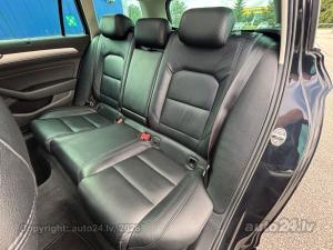 Black Volkswagen Passat 2017 in Paide, with an engine capacity of 1.60 L and mileage of 286 thousand km for 9290 €, photo 14 on AUTOMOTO.COM.LV